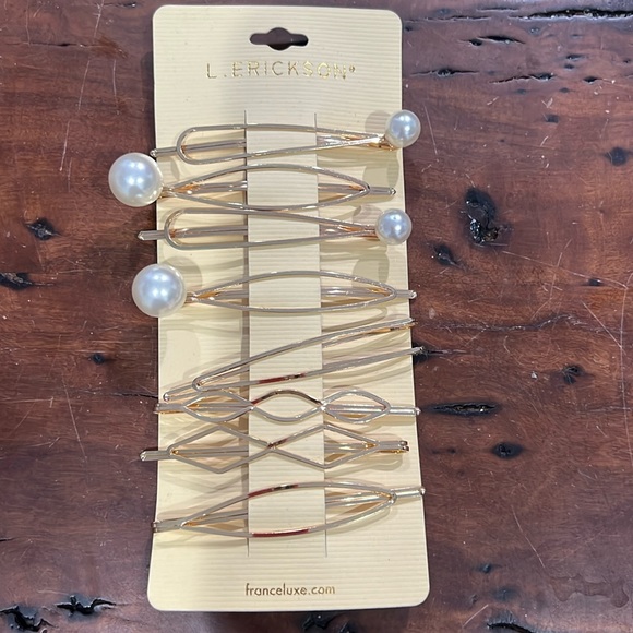 Accessories | Nwt Set Of 8 Hair Clips | Poshmark